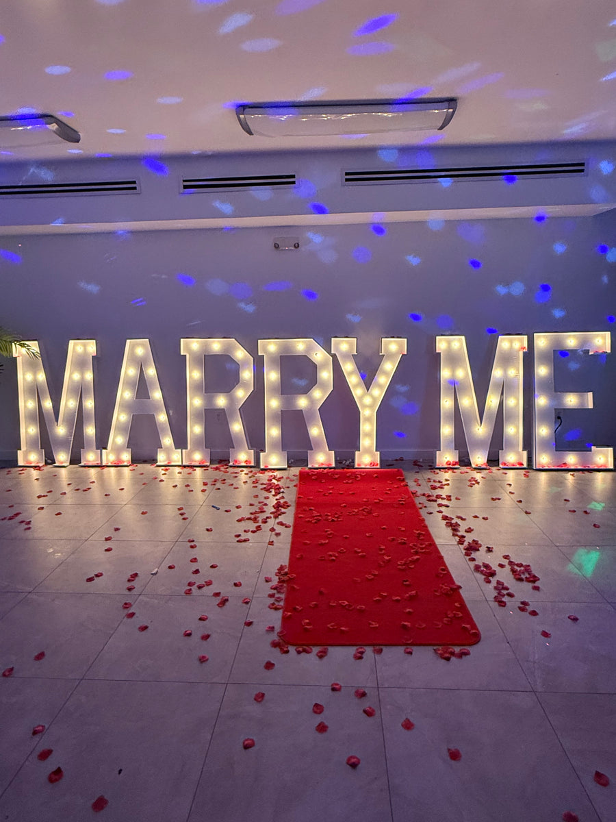Marry Me Wood Marquee Letters – THE PLAY MIAMI