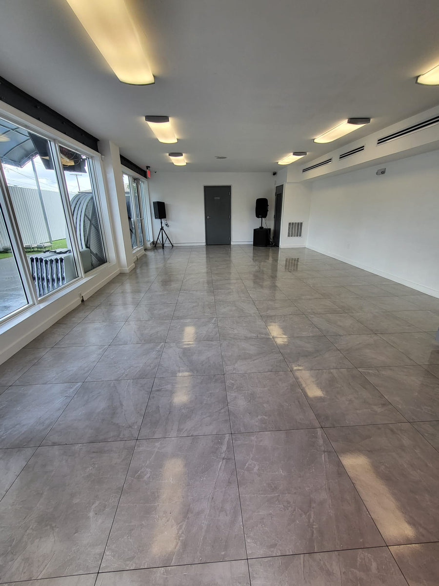 SATURDAY BOOKING – THE PLAY MIAMI